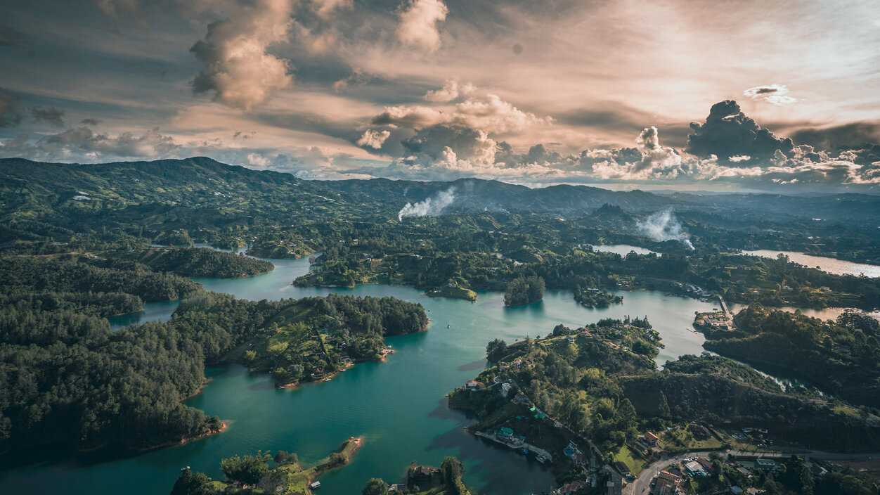 How to Get Colombian Citizenship | Housearch Blog